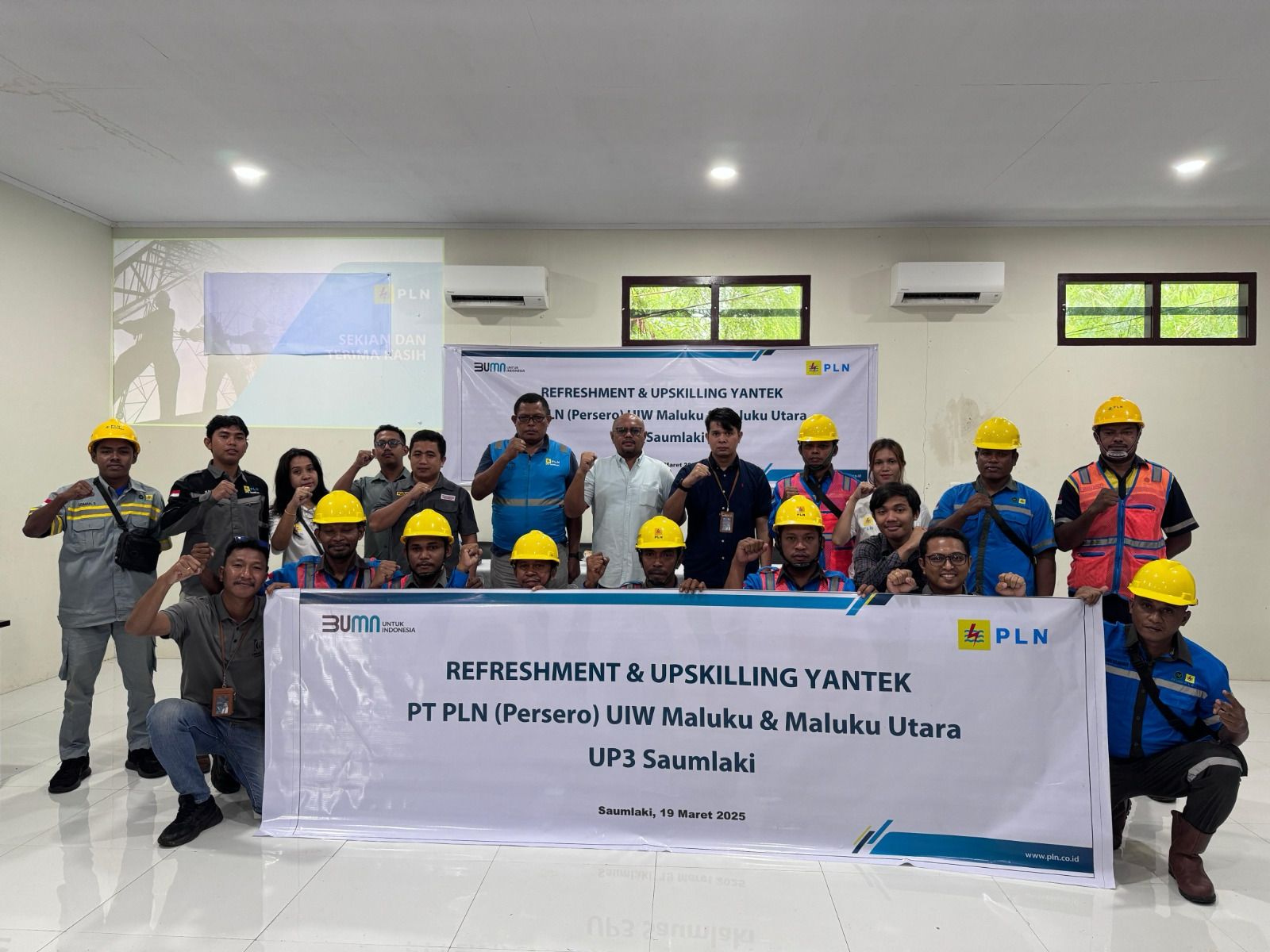Tingkatkan Kompetensi dan Keselamatan Kerja, PLN UP3 Saumlaki Konsisten ...